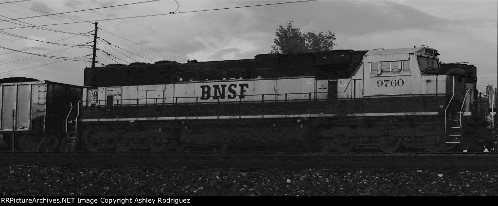 BNSF 9760